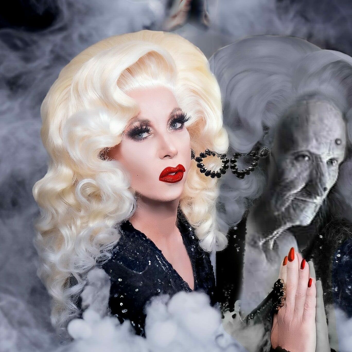 Smoke and Mirrors - Woolly Mammoth